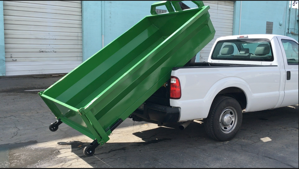 2.5 cubic yard container (in box)